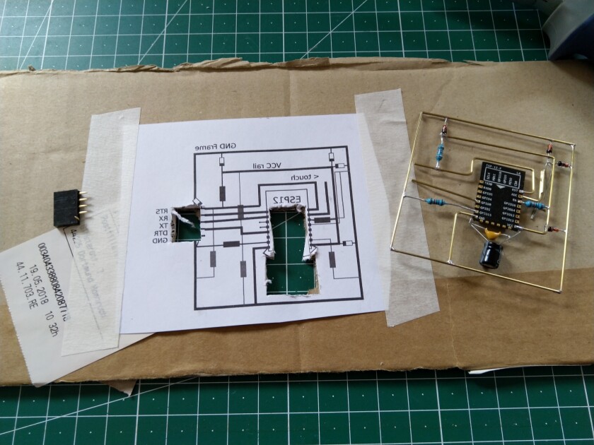 Freeform ESP8266 OLED MQTT client – Josef Adamčík
